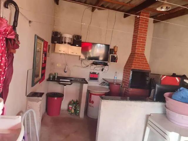 Casa / Sobrado para Venda em Londrina/PR Califórnia 3 Quartos