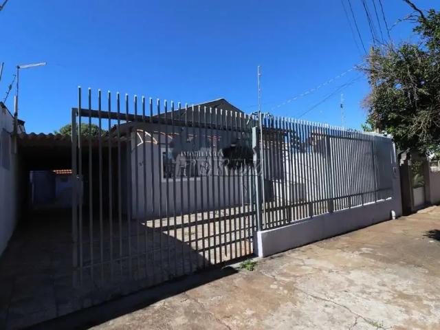 Casa / Sobrado para Venda em Londrina/PR Califórnia 3 Quartos
