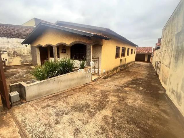Casa / Sobrado para Venda em Londrina/PR Califórnia 4 Quartos