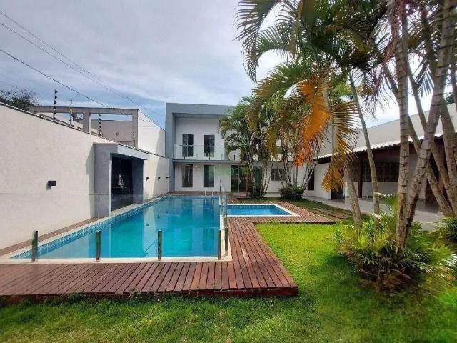 Casa / Sobrado para Venda em Londrina/PR Califórnia 4 Quartos