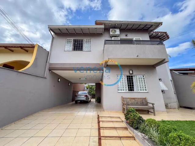 Casa / Sobrado para Venda em Londrina/PR Califórnia 4 Quartos