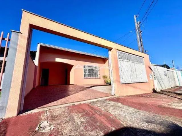 Casa / Sobrado para Venda em Londrina/PR Cambezinho 3 Quartos