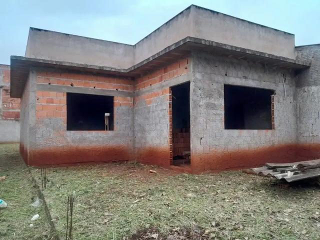 Casa / Sobrado para Venda em Londrina/PR Carnascialli 3 Quartos