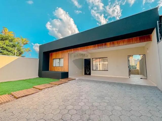 Casa / Sobrado para Venda em Londrina/PR Caravelle 3 Quartos