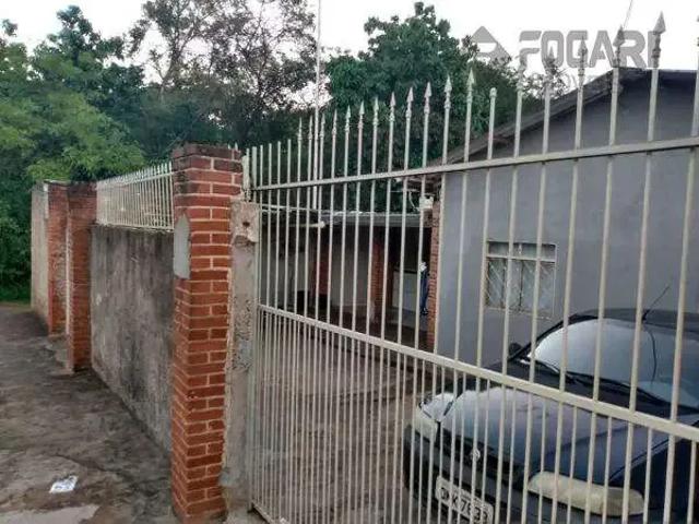 Casa / Sobrado para Venda em Londrina/PR Carlota 2 Quartos