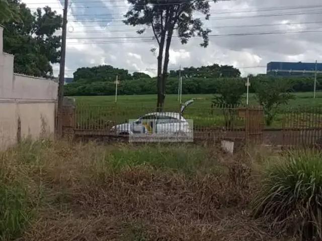 Casa / Sobrado para Venda em Londrina/PR Catuai 1 Quartos