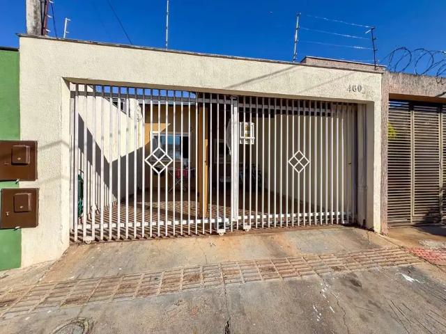 Casa / Sobrado para Venda em Londrina/PR Catuai 3 Quartos