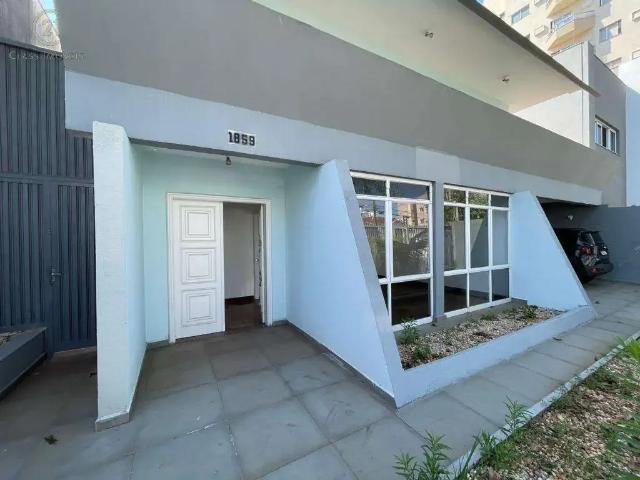 Casa / Sobrado para Venda em Londrina/PR Centro 4 Quartos