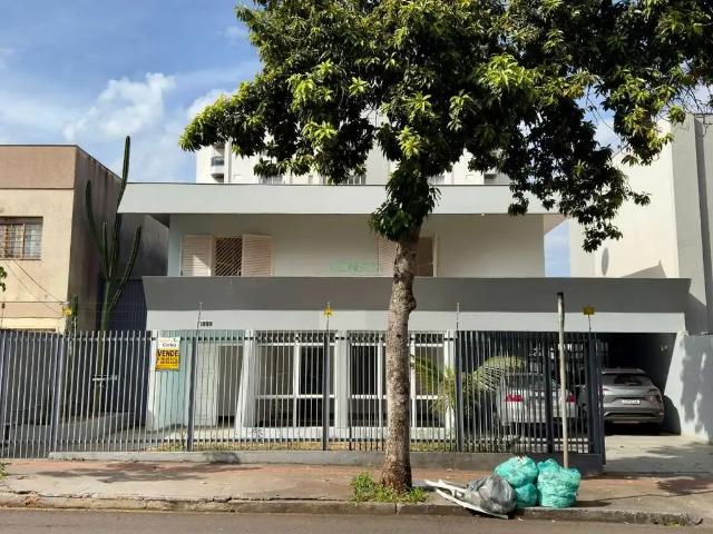 Casa / Sobrado para Venda em Londrina/PR Centro 4 Quartos