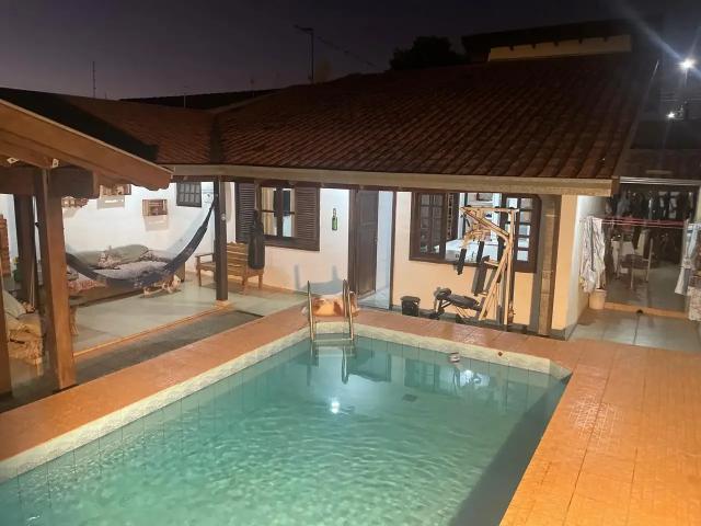 Casa / Sobrado para Venda em Londrina/PR Centro 2 Quartos
