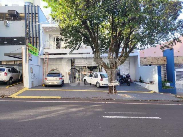 Casa / Sobrado para Venda em Londrina/PR Centro 3 Quartos