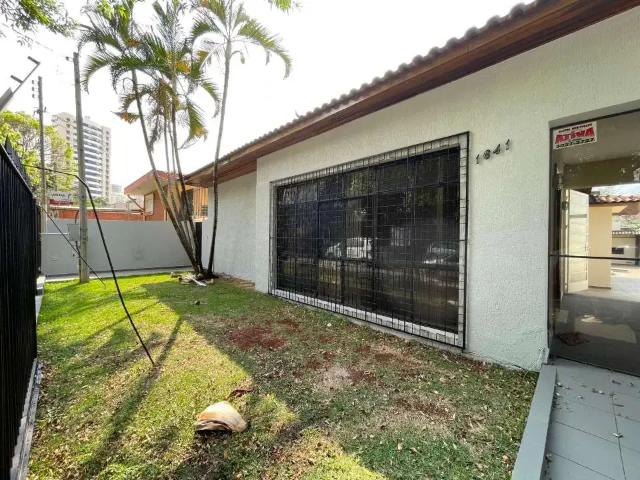 Casa / Sobrado para Venda em Londrina/PR Centro 3 Quartos