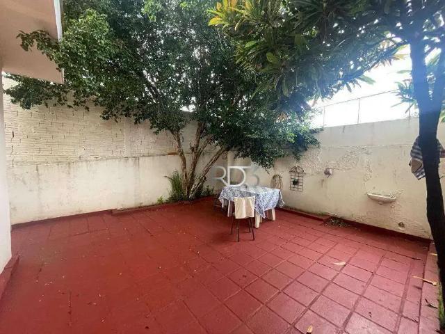 Casa / Sobrado para Venda em Londrina/PR Centro 3 Quartos