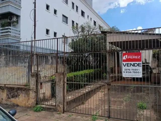 Casa / Sobrado para Venda em Londrina/PR Centro 3 Quartos