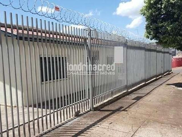 Casa / Sobrado para Venda em Londrina/PR Centro 3 Quartos