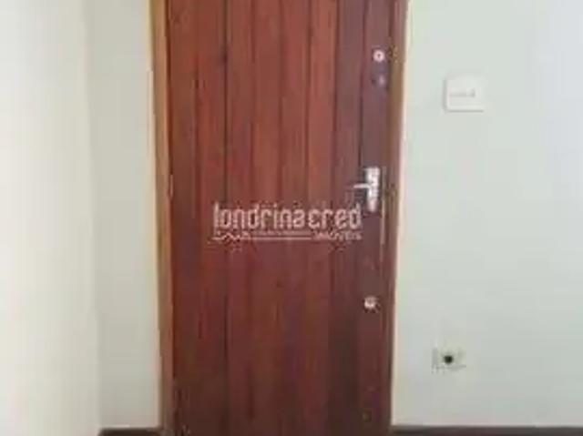 Casa / Sobrado para Venda em Londrina/PR Centro 3 Quartos