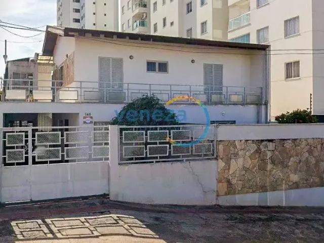 Casa / Sobrado para Venda em Londrina/PR Centro 3 Quartos