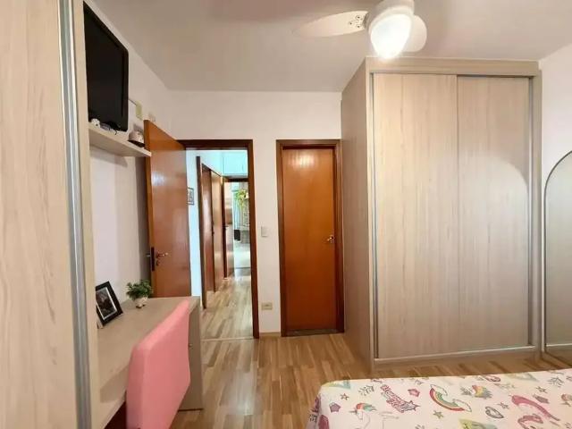 Casa / Sobrado para Venda em Londrina/PR Chácaras Mussahiro 3 Quartos
