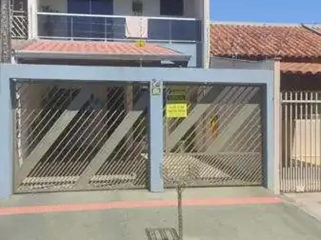 Casa / Sobrado para Venda em Londrina/PR Chácaras Mussahiro 3 Quartos