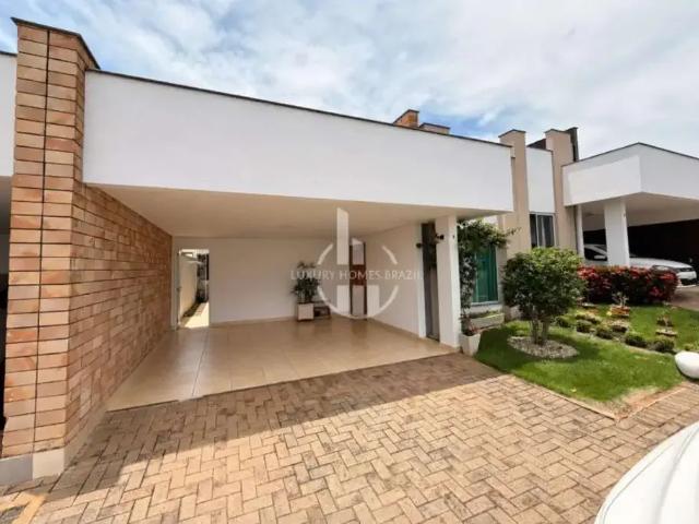 Casa / Sobrado para Venda em Londrina/PR Chácaras Mussahiro 3 Quartos