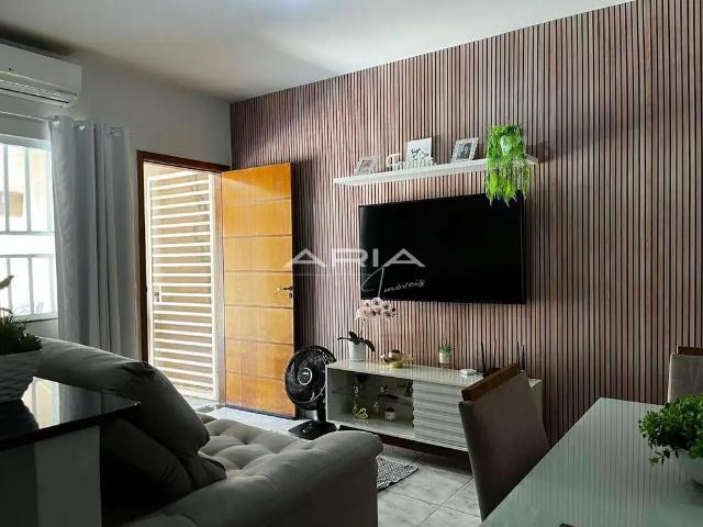 Casa / Sobrado para Venda em Londrina/PR Cinco Conjuntos 3 Quartos