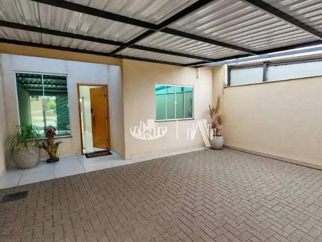 Casa / Sobrado para Venda em Londrina/PR Colinas 3 Quartos