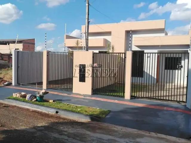 Casa / Sobrado para Venda em Londrina/PR Colinas 3 Quartos