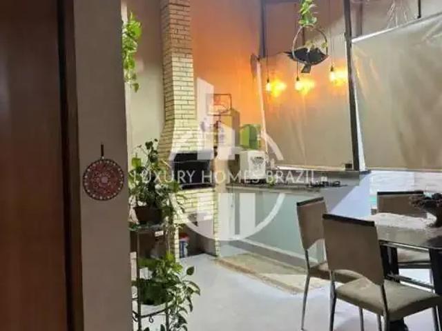 Casa / Sobrado para Venda em Londrina/PR Coliseu 3 Quartos