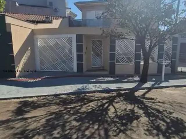 Casa / Sobrado para Venda em Londrina/PR Coliseu 3 Quartos