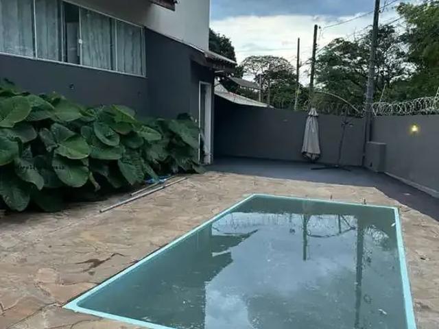 Casa / Sobrado para Venda em Londrina/PR Coliseu 3 Quartos