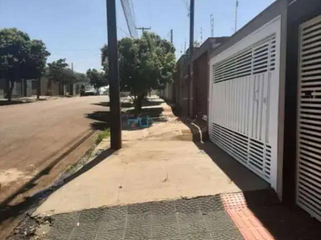 Casa / Sobrado para Venda em Londrina/PR Colúmbia 3 Quartos