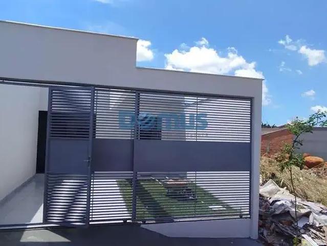 Casa / Sobrado para Venda em Londrina/PR Colúmbia 3 Quartos