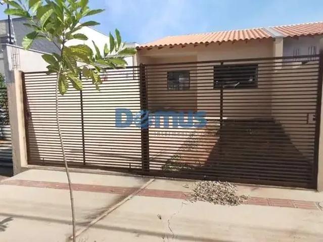 Casa / Sobrado para Venda em Londrina/PR Colúmbia 3 Quartos