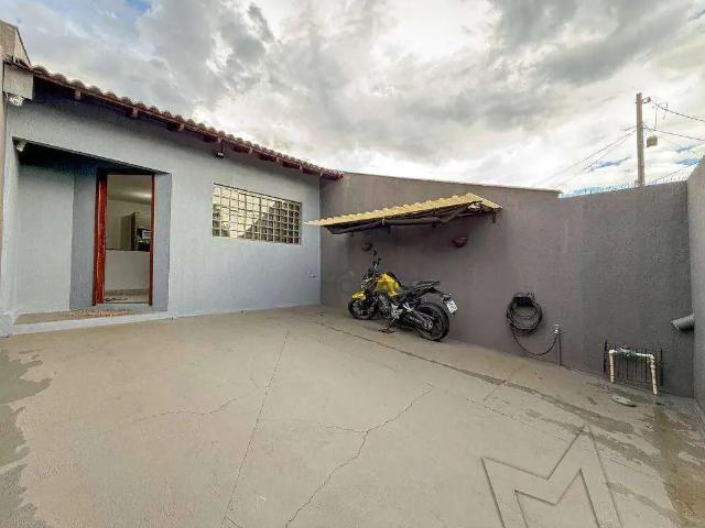 Casa / Sobrado para Venda em Londrina/PR Colúmbia 3 Quartos