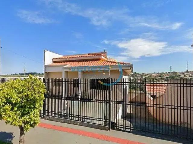 Casa / Sobrado para Venda em Londrina/PR Colúmbia 3 Quartos