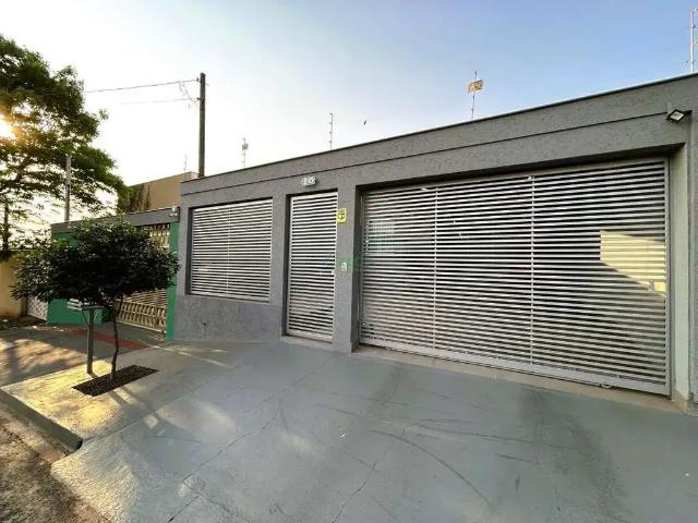 Casa / Sobrado para Venda em Londrina/PR Colúmbia 3 Quartos