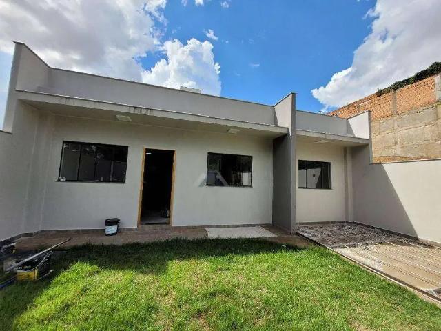 Casa / Sobrado para Venda em Londrina/PR Colúmbia 3 Quartos