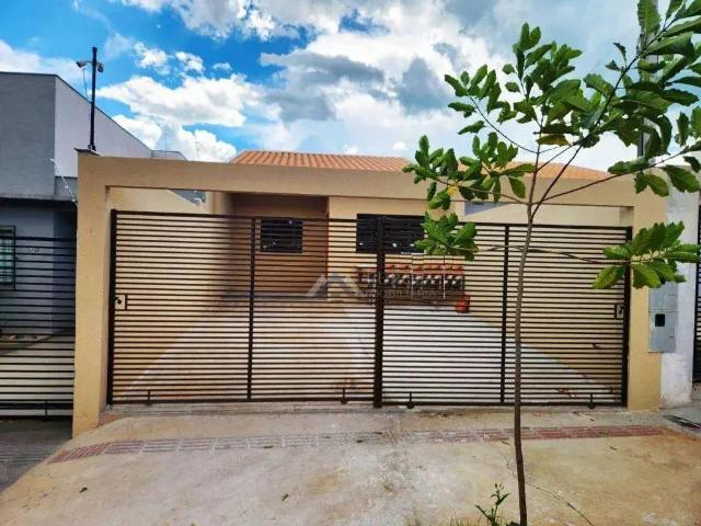 Casa / Sobrado para Venda em Londrina/PR Colúmbia 3 Quartos