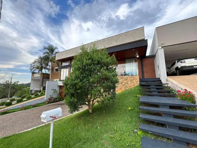 Casa / Sobrado para Venda em Londrina/PR Condomínio Royal Forest 4 Quartos