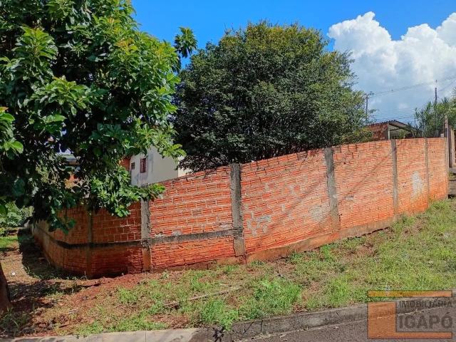 Casa / Sobrado para Venda em Londrina/PR Conjunto Cafezal 1 3 Quartos