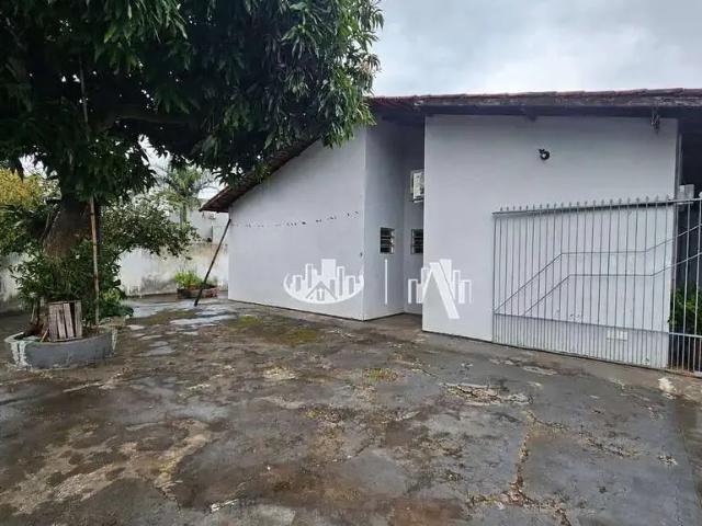 Casa / Sobrado para Venda em Londrina/PR Conjunto Cafezal 1 3 Quartos