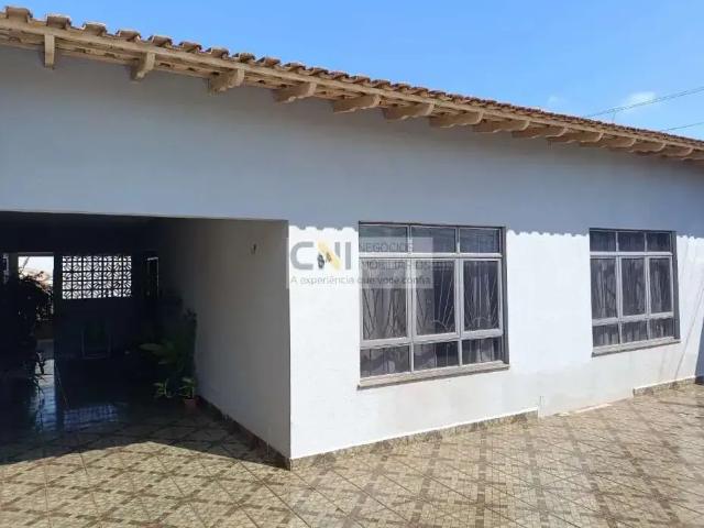 Casa / Sobrado para Venda em Londrina/PR Conjunto Café 3 Quartos
