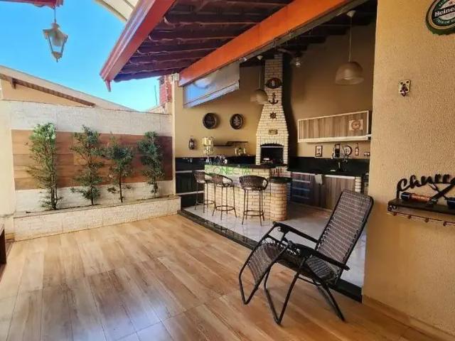 Casa / Sobrado para Venda em Londrina/PR Conjunto Café 3 Quartos
