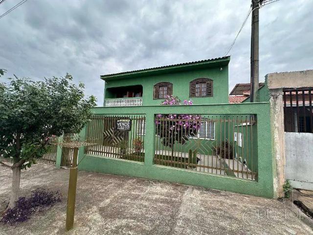 Casa / Sobrado para Venda em Londrina/PR Conjunto Habitacional Violim 3 Quartos