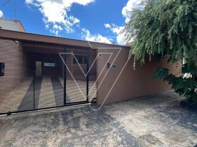 Casa / Sobrado para Venda em Londrina/PR Conjunto Habitacional Violim 4 Quartos