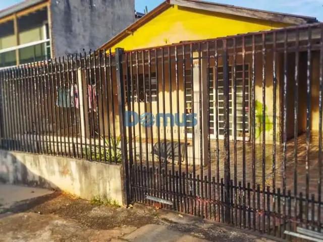 Casa / Sobrado para Venda em Londrina/PR Conjunto Habitacional Alexandre Urbanas 4 Quartos