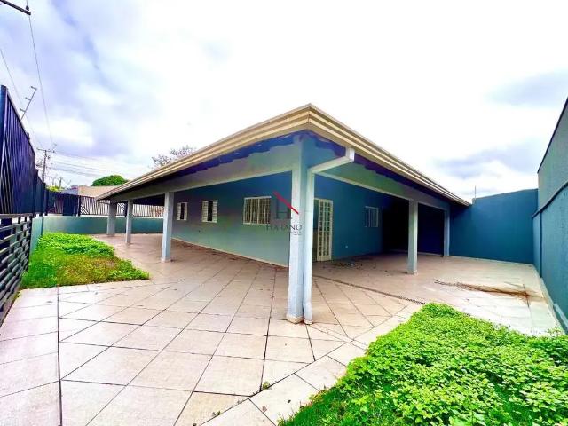 Casa / Sobrado para Venda em Londrina/PR Conjunto Habitacional Alexandre Urbanas 3 Quartos