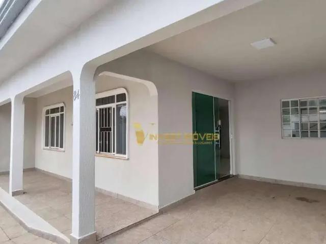Casa / Sobrado para Venda em Londrina/PR Conjunto Habitacional Alexandre Urbanas 3 Quartos