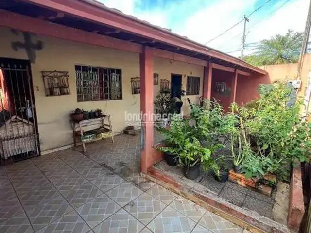 Casa / Sobrado para Venda em Londrina/PR Conjunto Habitacional Alexandre Urbanas 3 Quartos