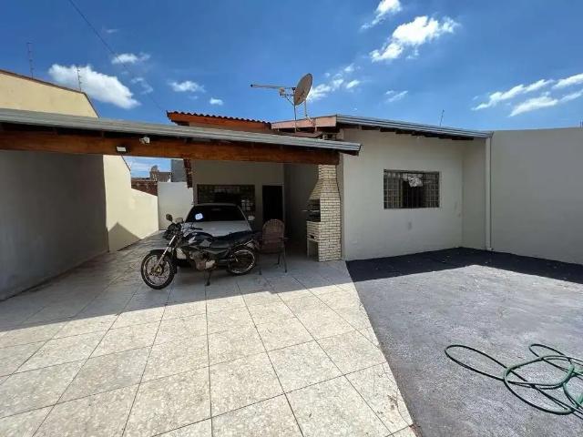 Casa / Sobrado para Venda em Londrina/PR Conjunto Habitacional Alexandre Urbanas 3 Quartos